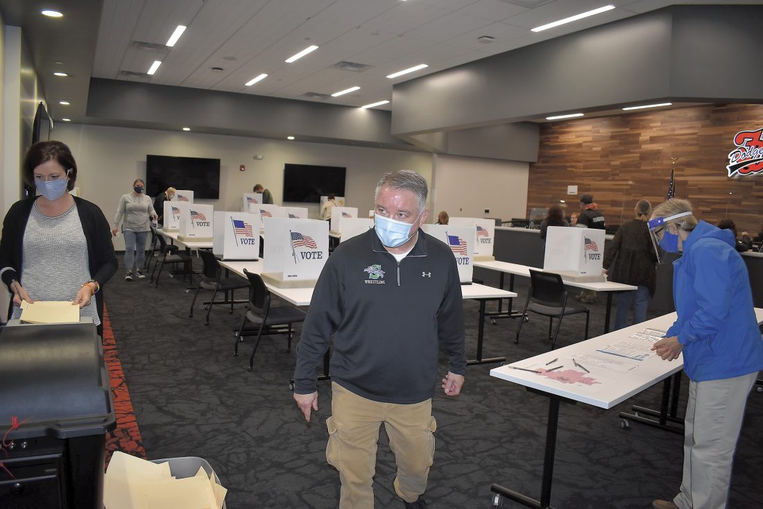 Pratt, Moritz secure seats | News, Sports, Jobs - Messenger News